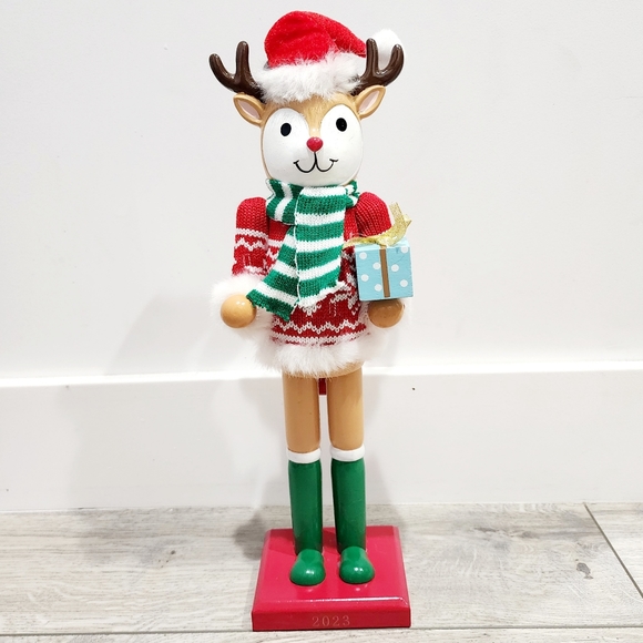 Wondershop | Holiday | Winter Deer Nutcracker | Poshmark